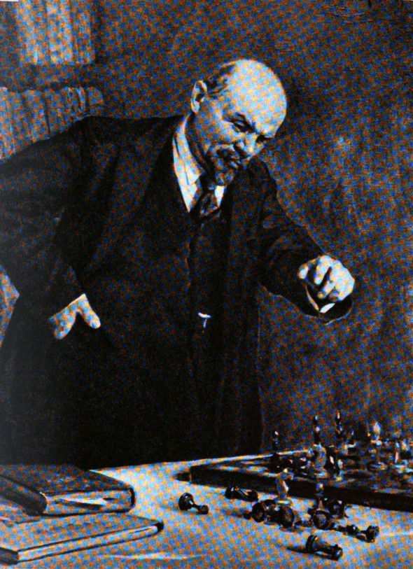 Three reminiscences of Lenin – Knock nock